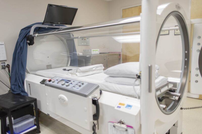 Hyperbaric Chamber Technology: How It Works and Its Benefits